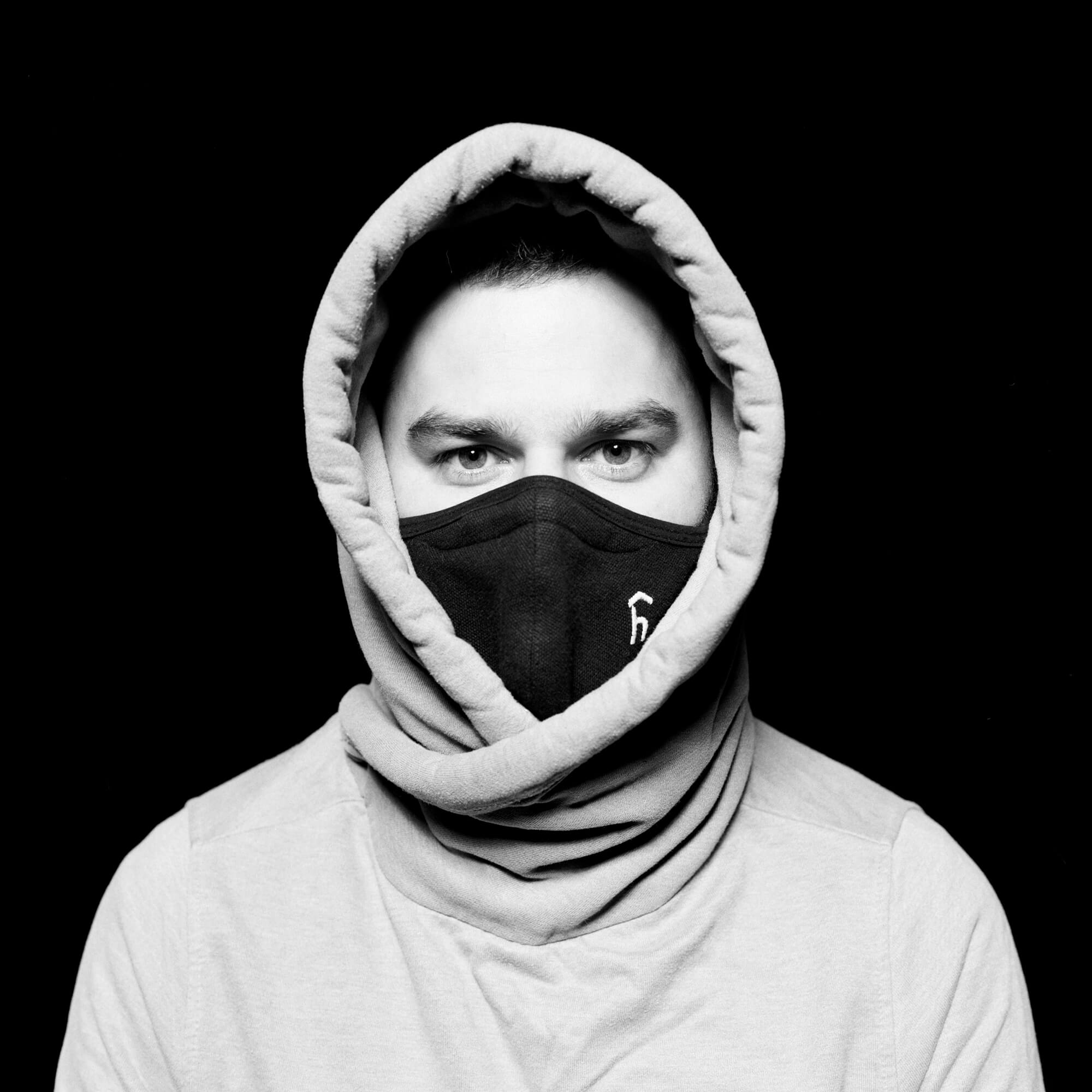 Alex, who “did what he should” at J:MORS’s concert